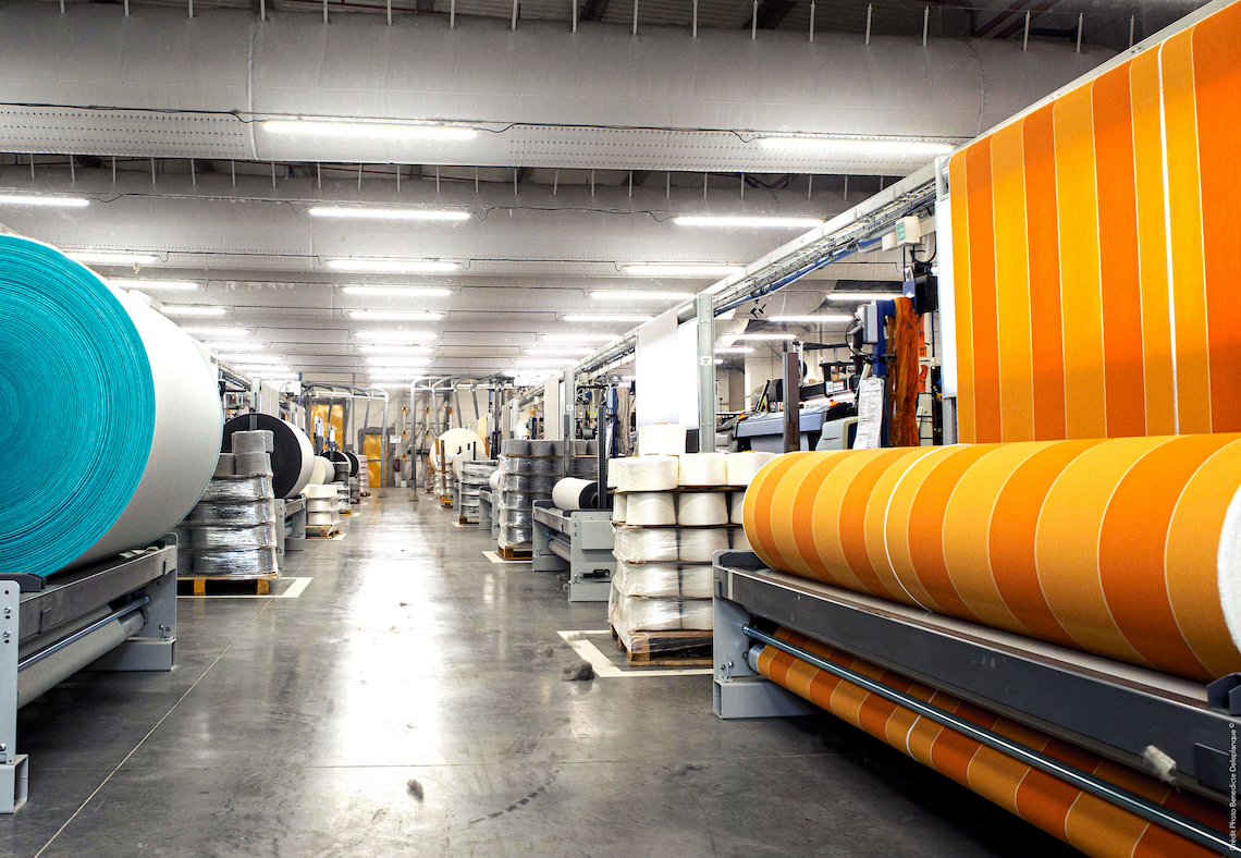 Dickson-Constant inaugure ses activités sur son nouveau site de Hordain dans le Nord - Verre ...